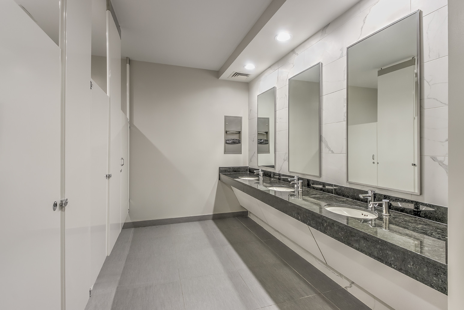 201 S. Tryon | Class A Office Building